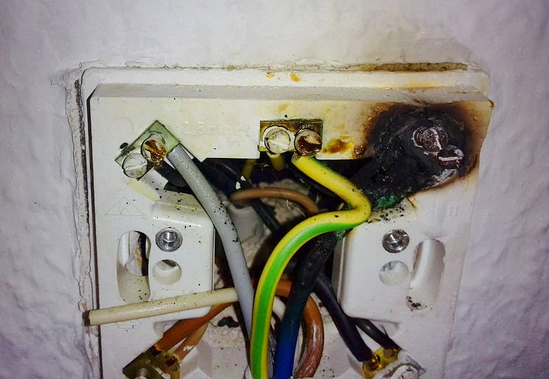 5 Common Electrical Problems and How to Fix Them - Holy Ground Electric